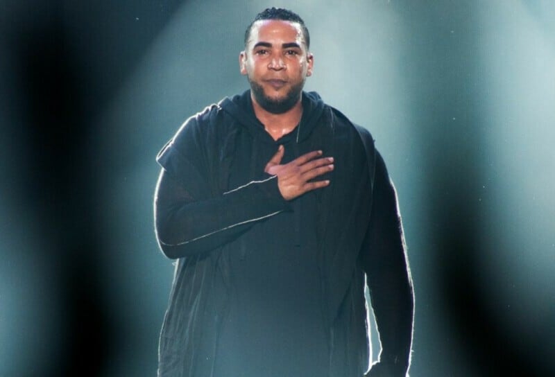 Don Omar reúne a varios artistas y lanza álbum de música navideña ...