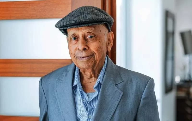 Fallece Manuel Mora Serrano, Premio Nacional de Literatura 2021 – Arte ...