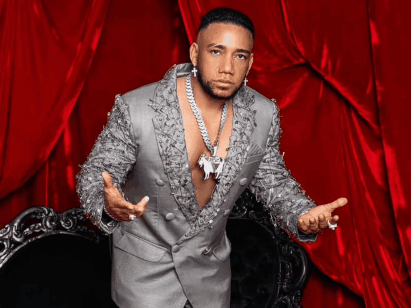 Conoce los precios para concierto de Elvis Martínez