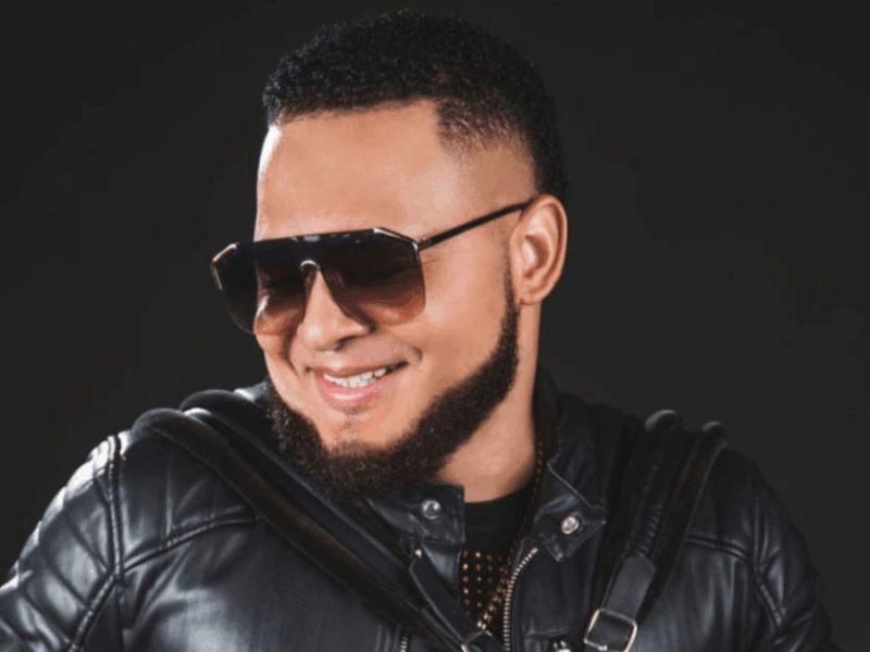 Daniel Galán “El Palomo” nuevo fenómeno de la música típica